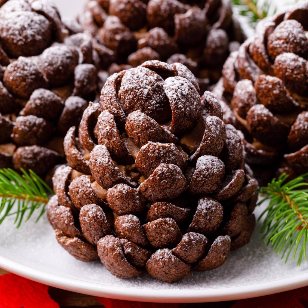 Edible Chocolate Pinecones (Christmas Dessert Idea) - Miss Wish
